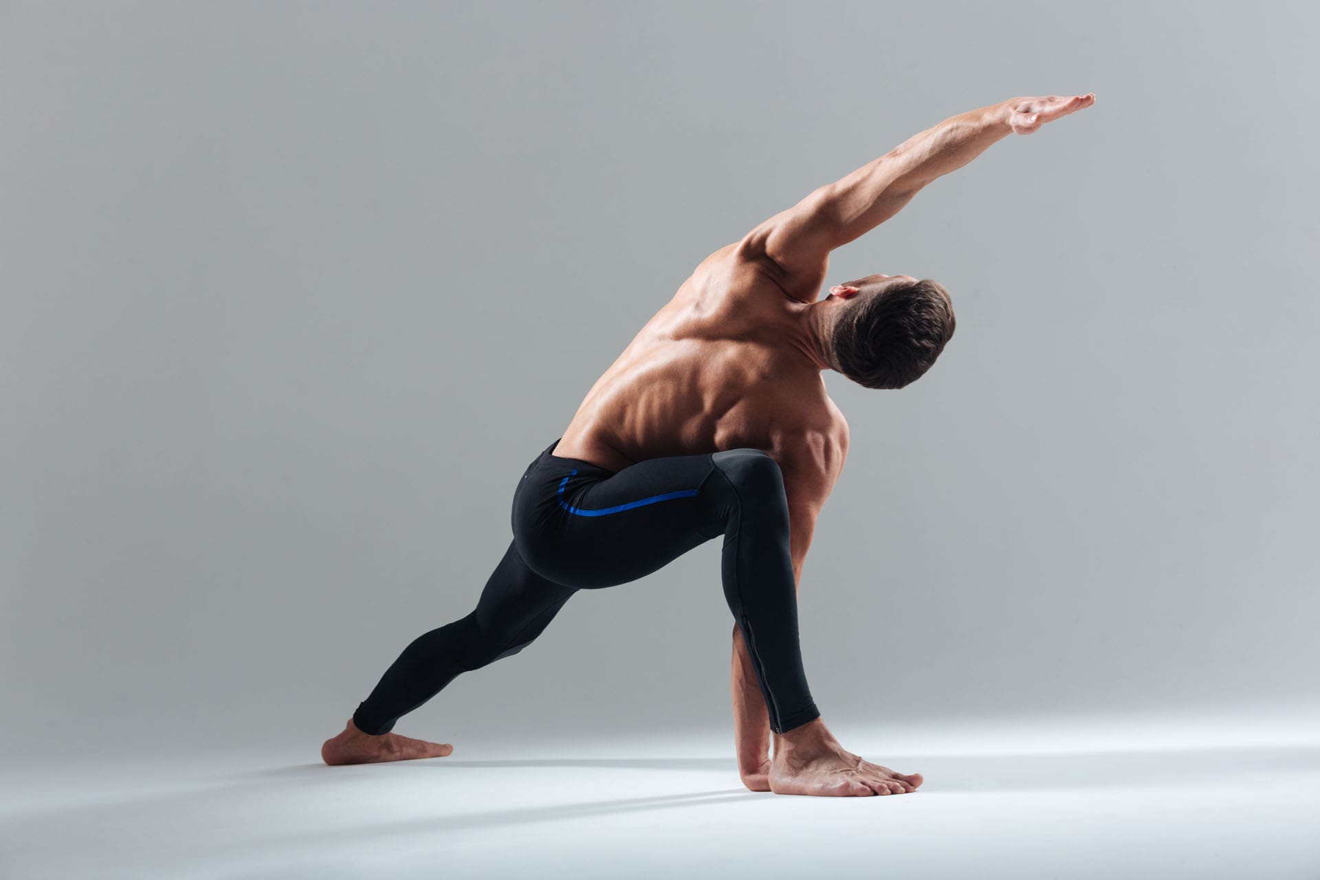 Stretch Your Back: A Guide to Relieving Pain and Preventing Injury ...